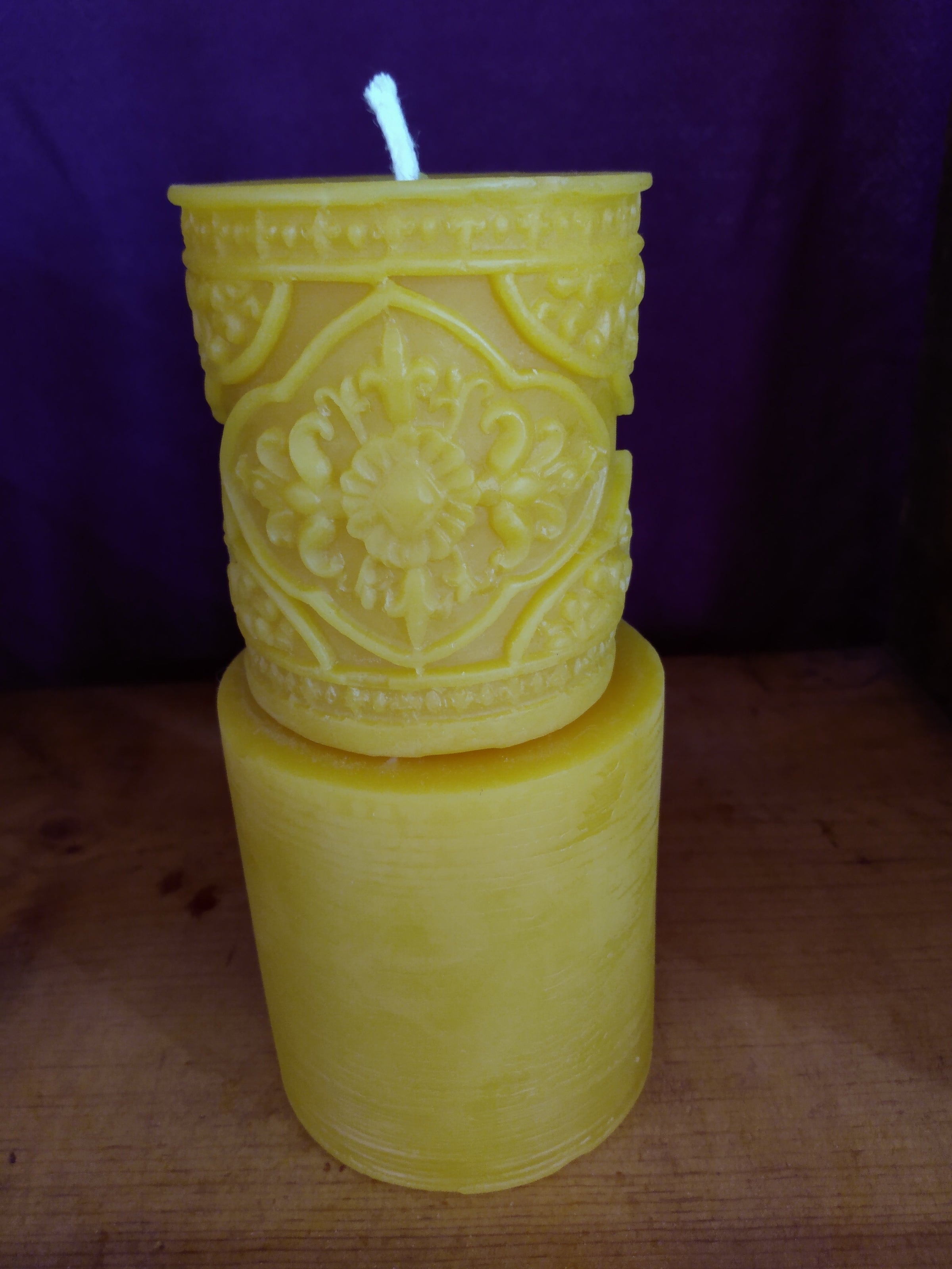 Fleur De Lis 2" x 3" Pillar 100% Pure Beeswax Candle